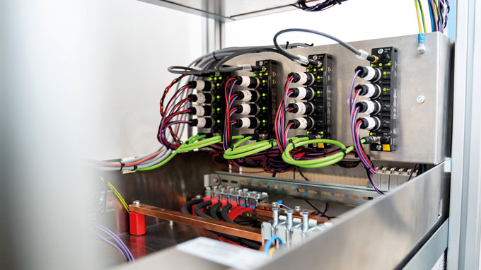 I/O Module Facilitates Setup and Mobile Use of Fuel Cell Test Stand ...